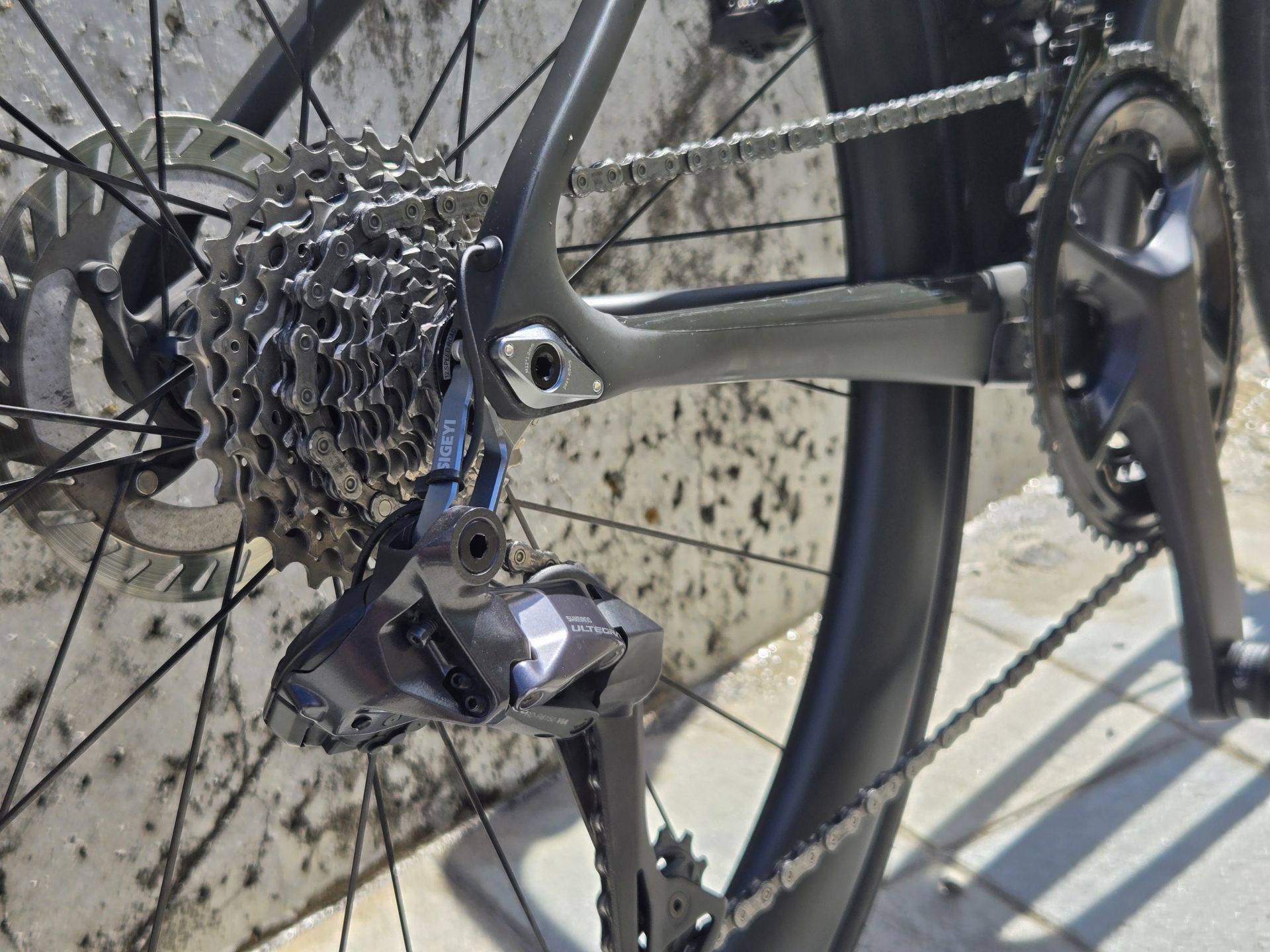 【レビュー】SIGEYI ダイレクトマウントディレイラーハンガー ～SuperSix EVO4用の高品質な社外ハンガー～ | すくみずログ